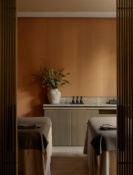 Aman — luxury apartments and hotel rooms with amenities in Miami Beach